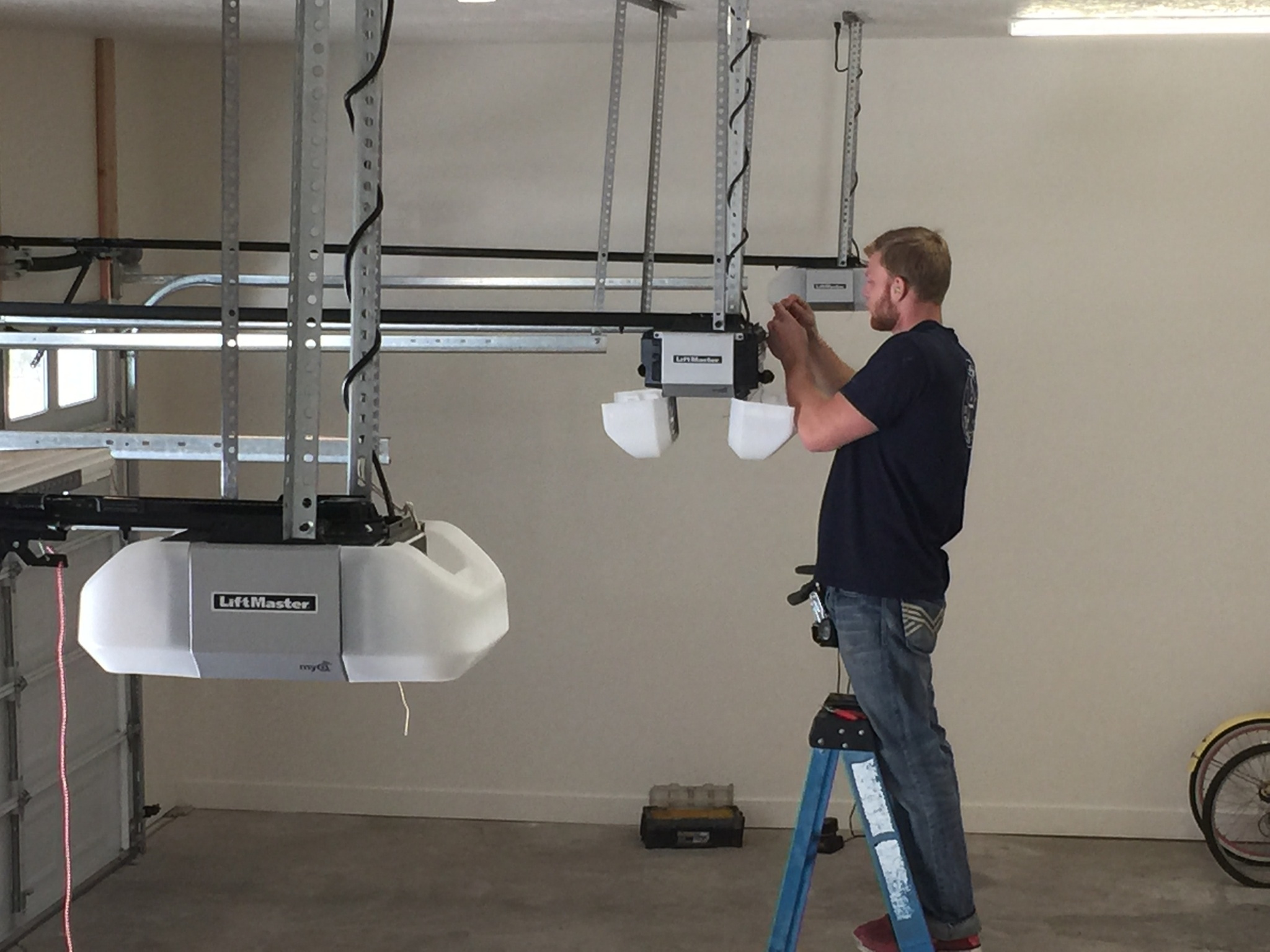 Direct Drive Garage Door Opener - Garage.com