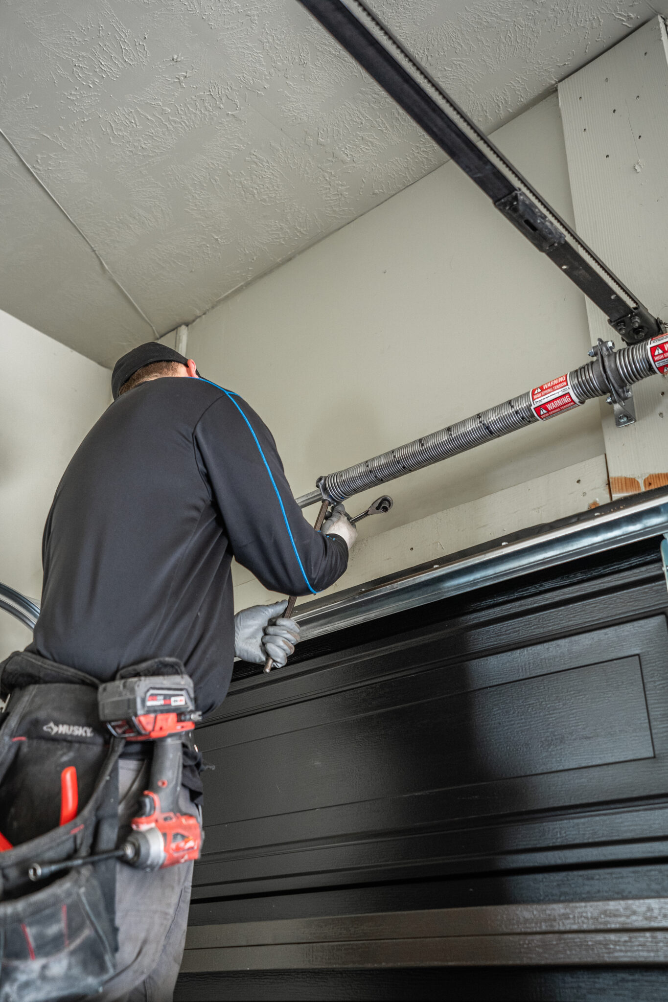 How To Repair a Loose or Sagging Garage Door Chain - Garage.com